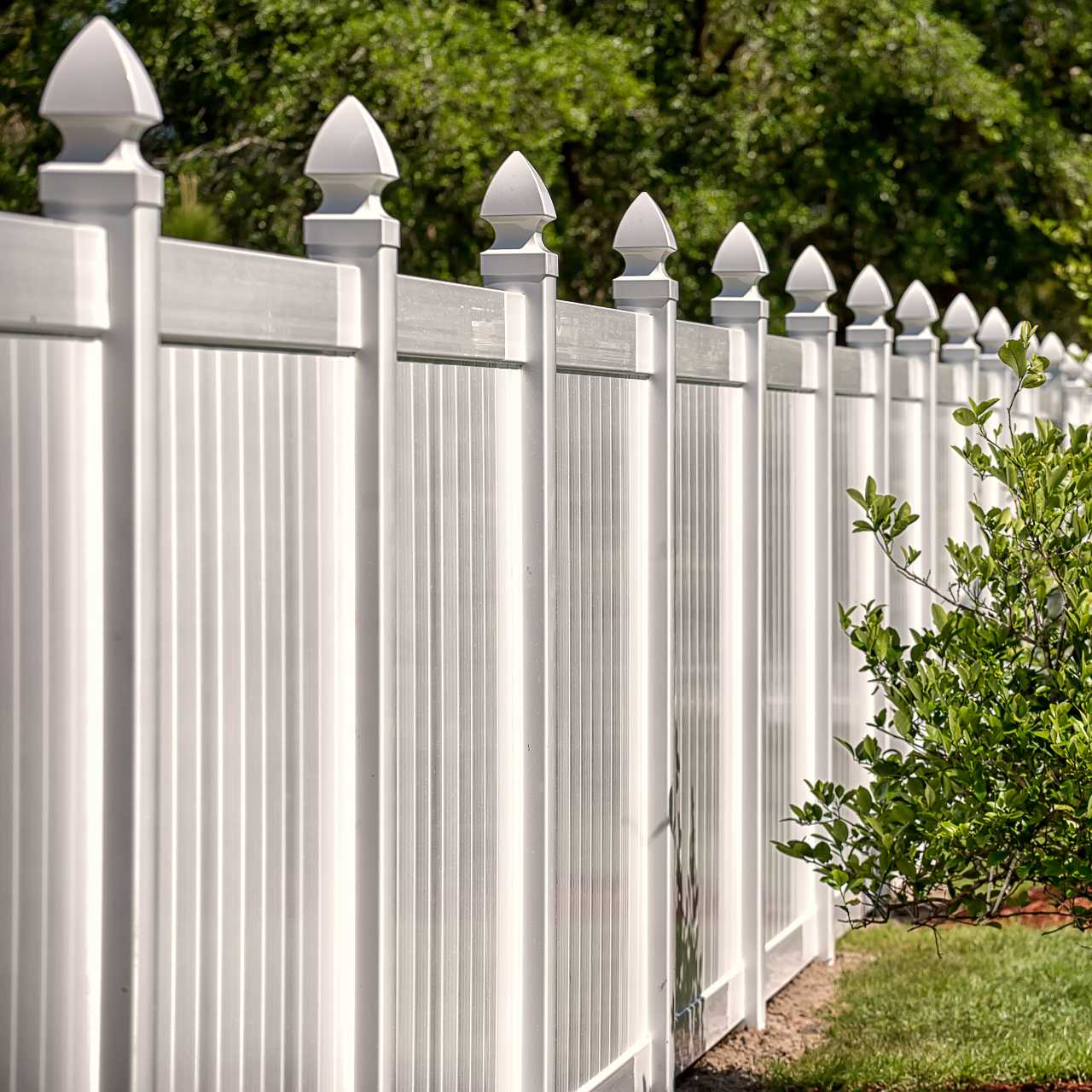Fence Company Riverview FL - Economy Fence Tampa - Fence Companies Near Me